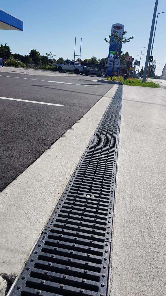 THUNDAFLO The Proven Surface Drainage System