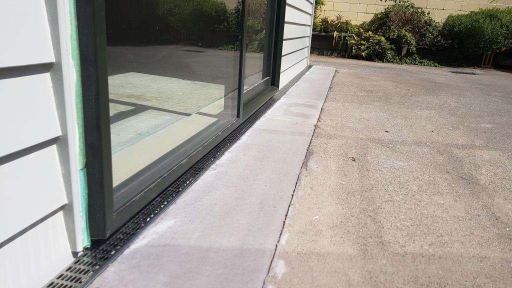 Thundaflo E2 Level Entry Threshold Drain