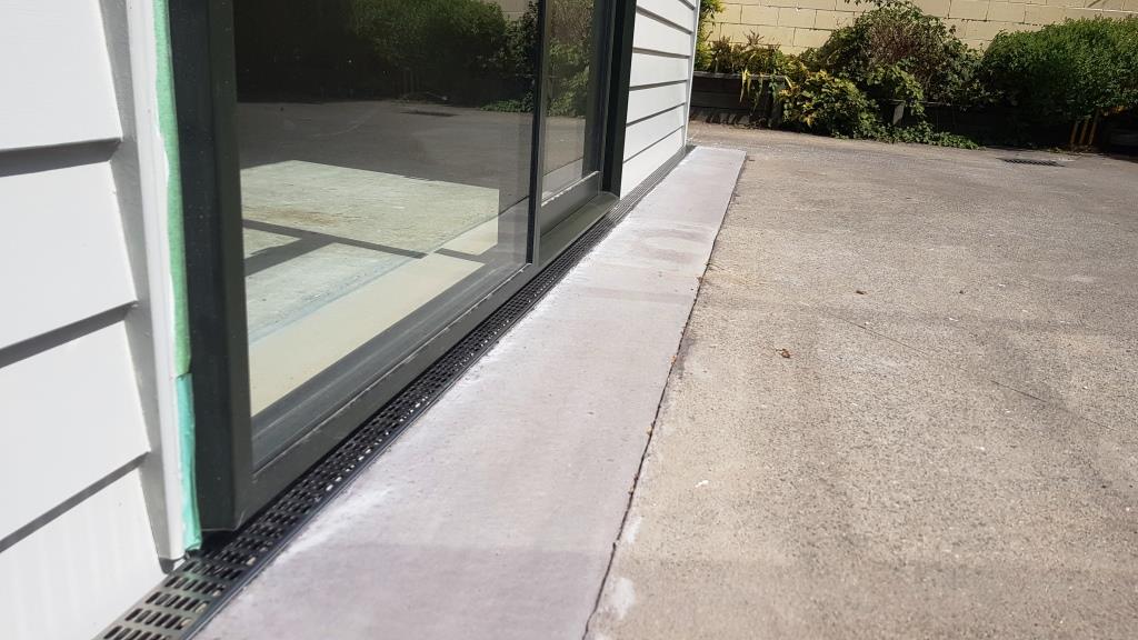 Thundaflo E2 Level Entry Threshold Drain